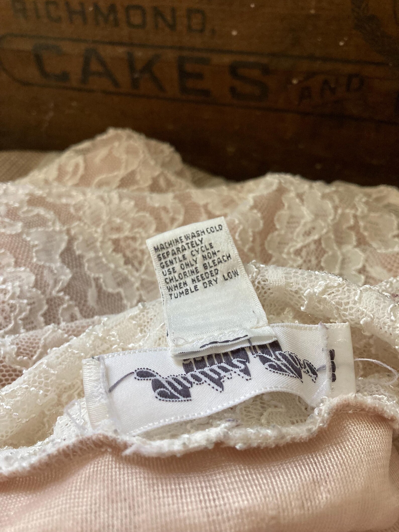 Vintage Judith Hart Collection Y2K Era Lace Turtleneck Long Sleeve Top ...