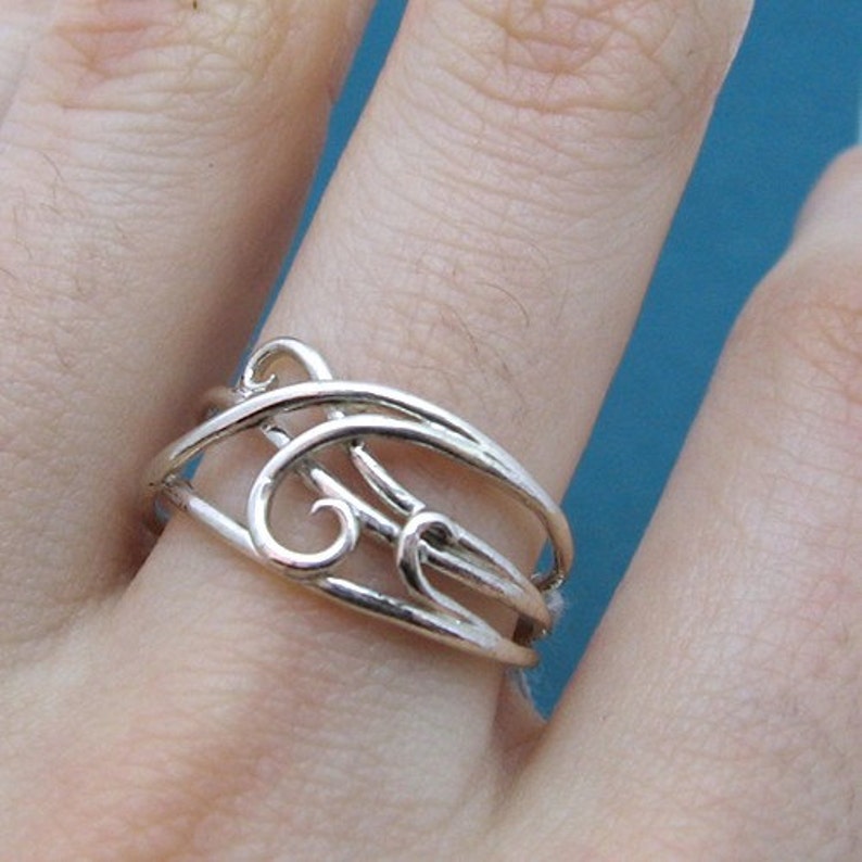 Arabesque Ring - Etsy