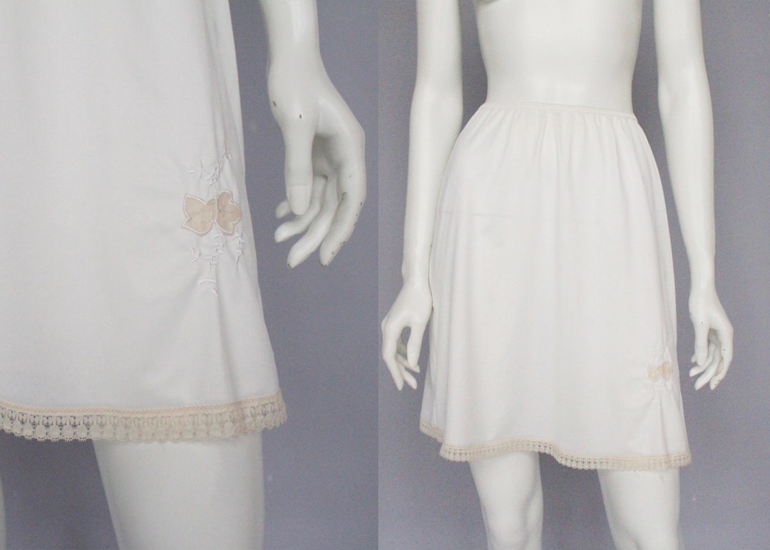 60's Mini Half Slip With Art Deco Lace / Maidenform Static Free / Beige ...
