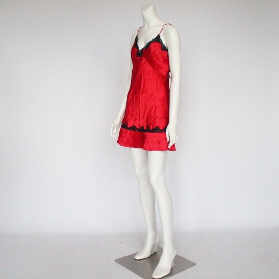 80's Victoria's Secret Red Satin Nightgown with Black… - Gem