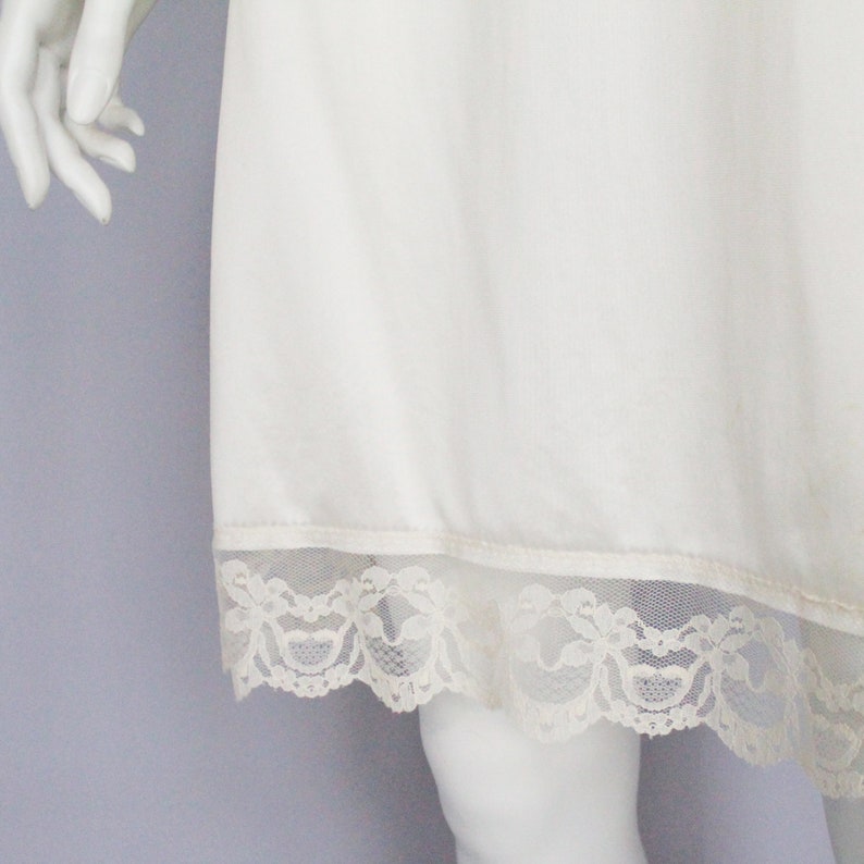 Vintage Beige Full Slip With Lace Trim / Sliperfection / Size - Etsy