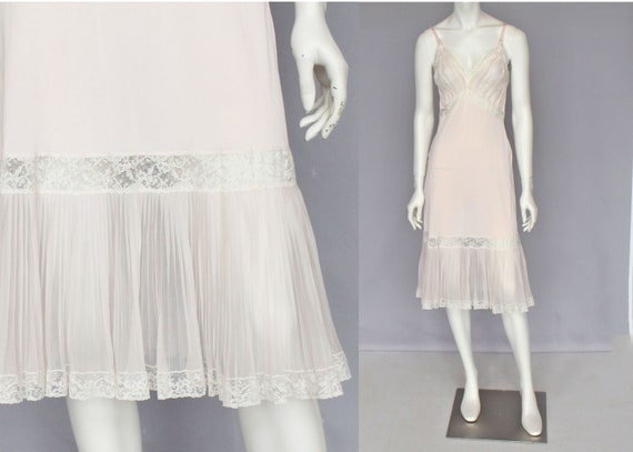 50's Blush Pink Slip by Vanity Fair / Chiffon Crystal… - Gem