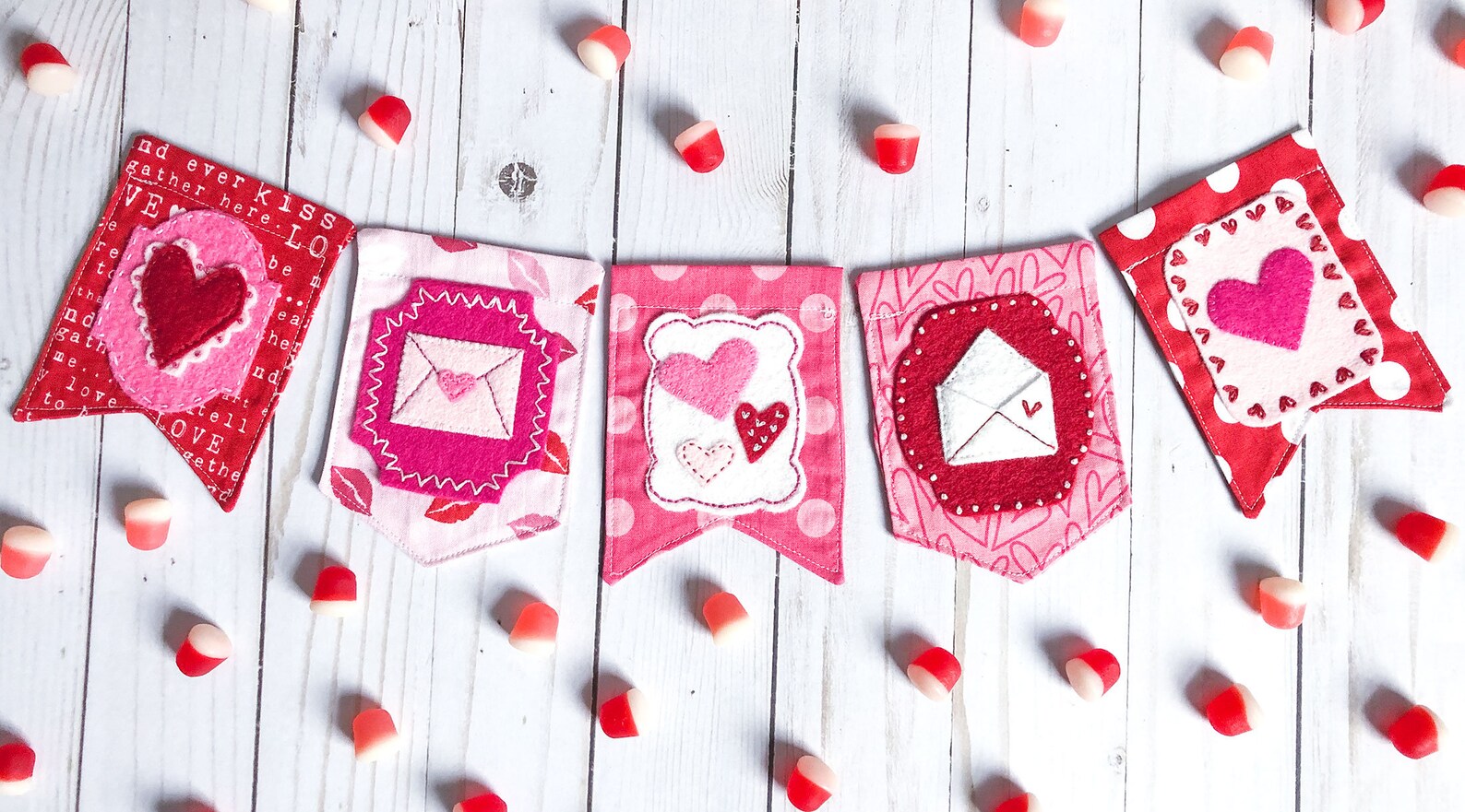 Pattern- Valentine Mini Banner PDF - Etsy