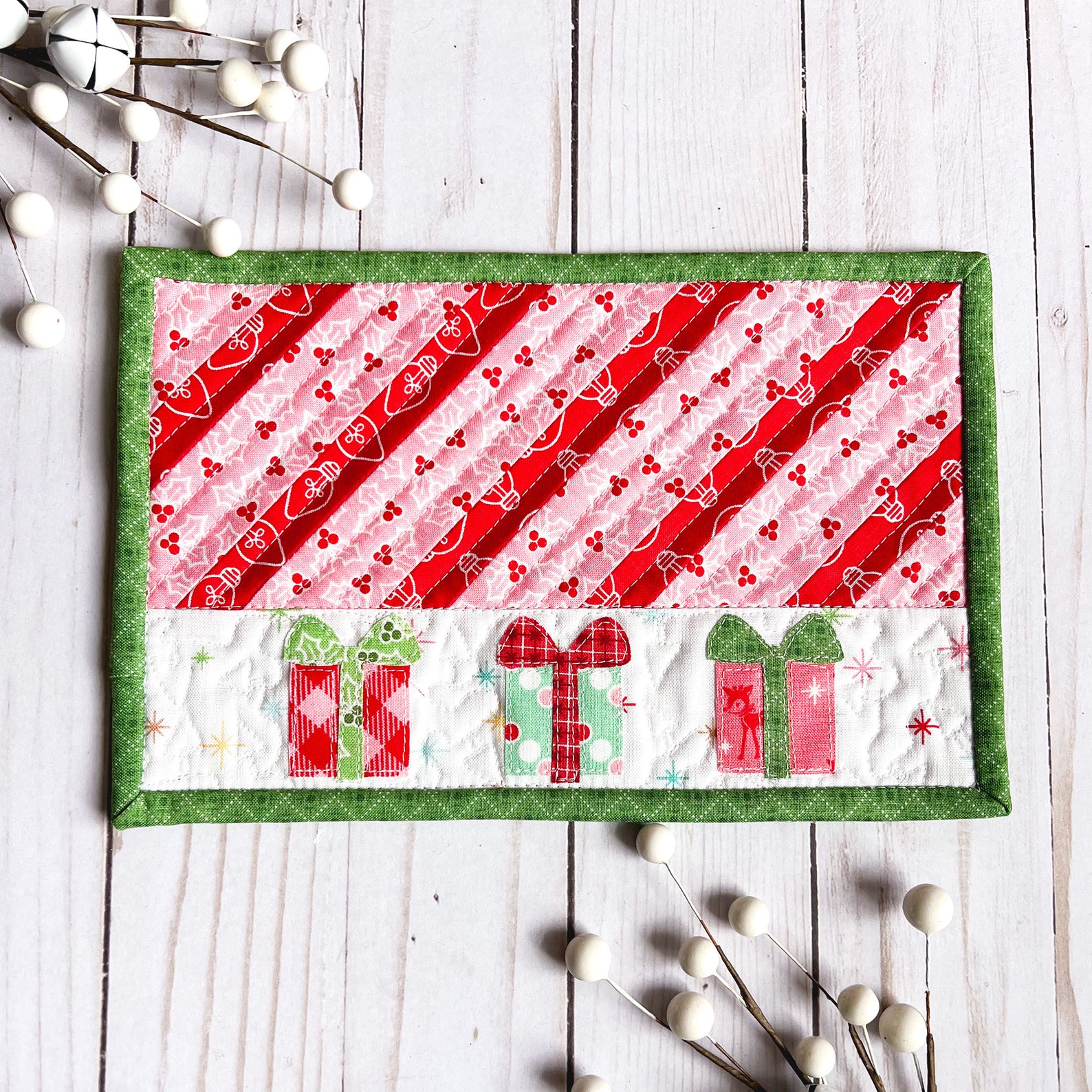 Christmas Mug Rug Pattern- PDF - Etsy