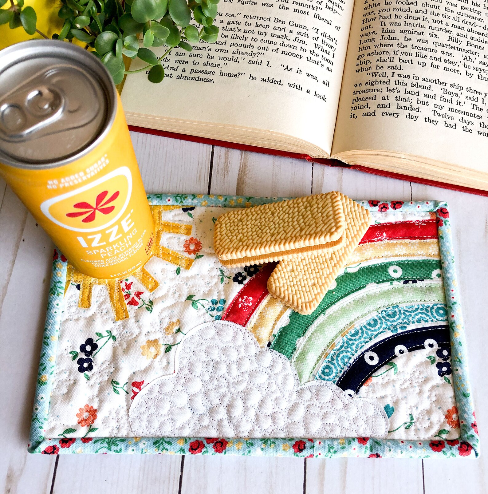 Pattern: Sunshine and Rainbow Applique Mug Rug PDF Pattern - Etsy