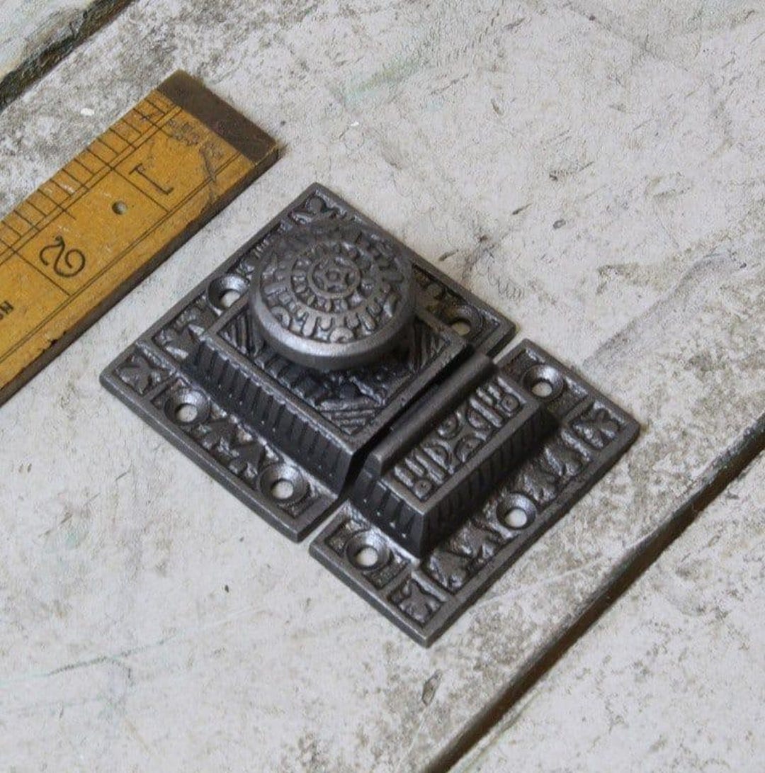 Rustic Iron Cupboard Latch Turn Catch Classic Showcase Cabinet Door ...