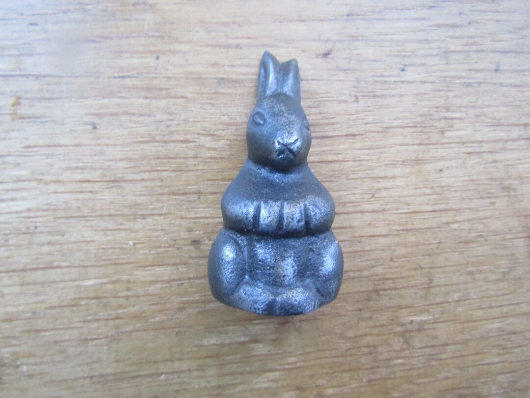 Rustic Iron Paperweight Vintage Rustic Old Style Office Desk Table ...