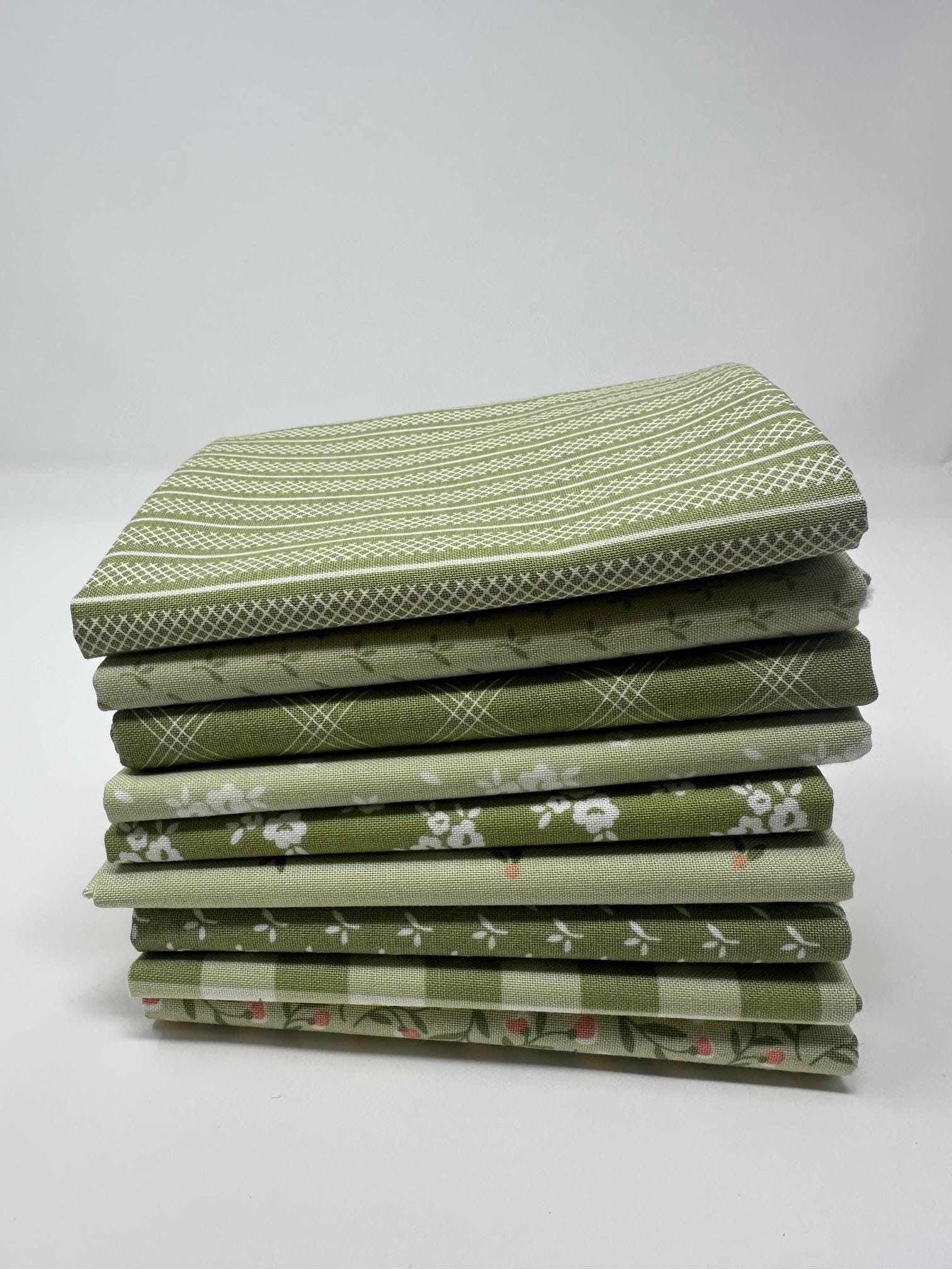 Moda, Flower Girl 27 Piece Fat Quarter Bundle - Etsy