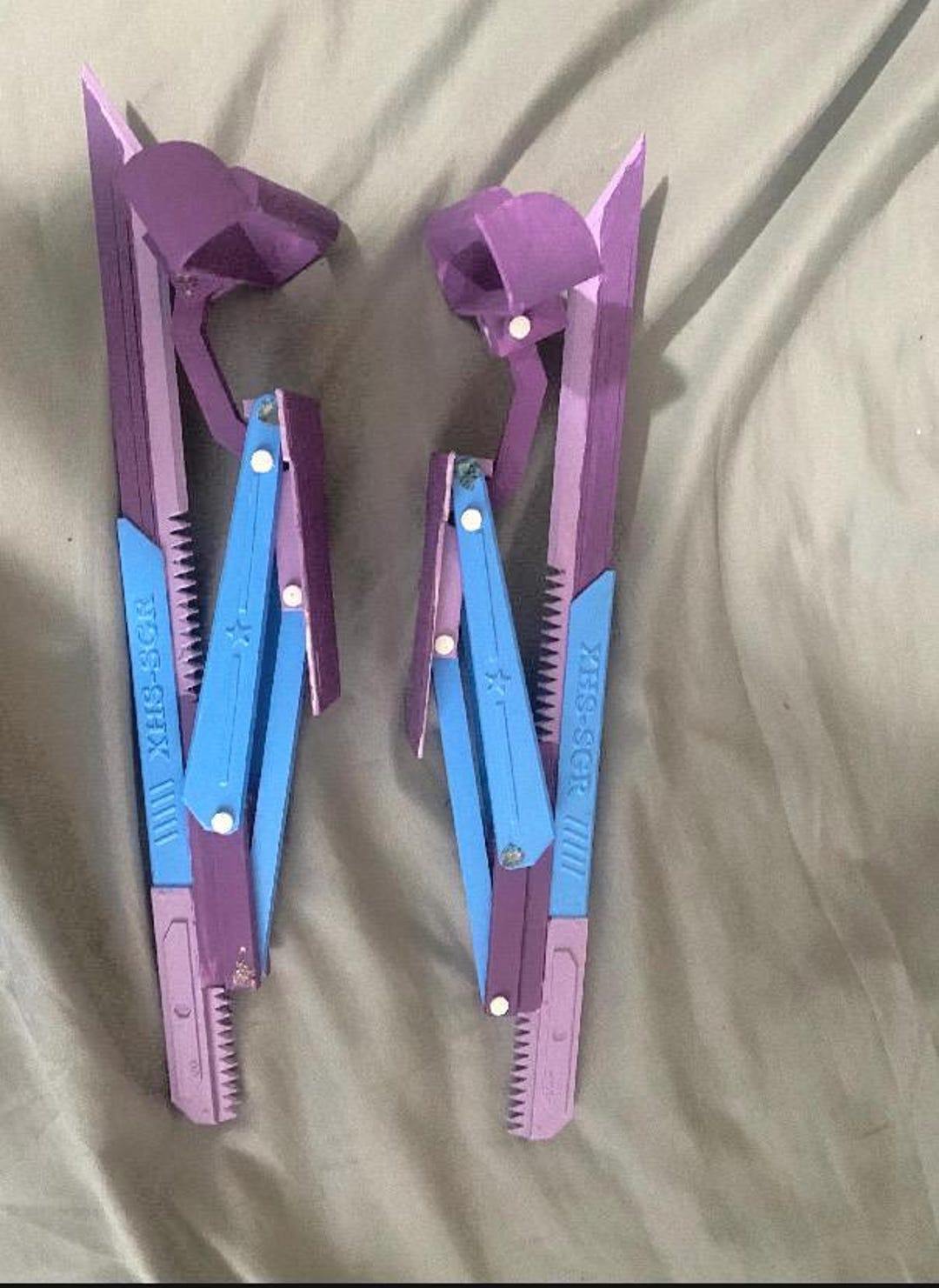 Pair of Custom Painted Mantis Blades (you Pick the Color) - Etsy