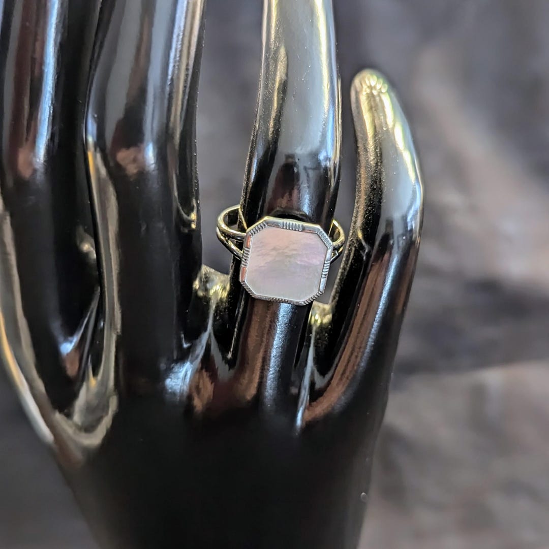 Silver Mother of Pearl Inlay Ring - Etsy