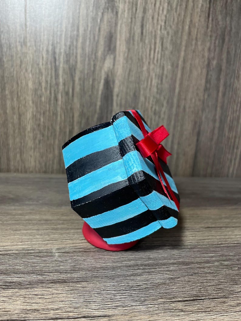 OOAK Coraline Box Backyard Display - Etsy