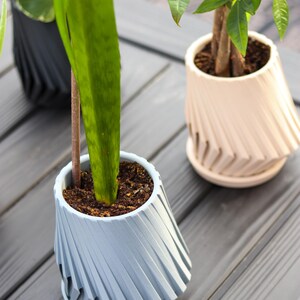 Angular Planter| Modern Angular Flower Pot| Minimalist Flower Pot With ...