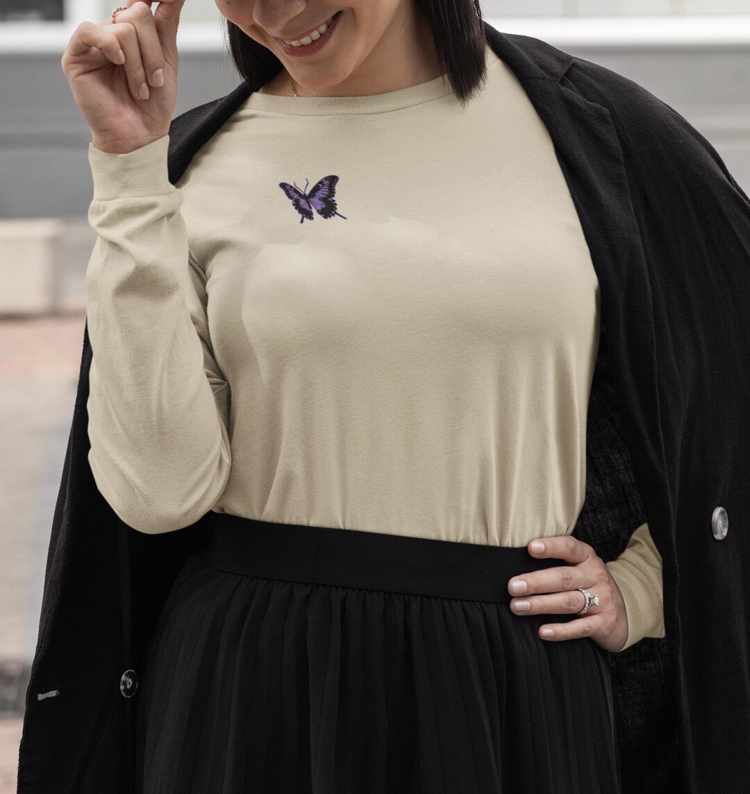 Vaporwave Butterfly Tee, 90s Aesthetic Retro T-shirt, Purple Insect ...