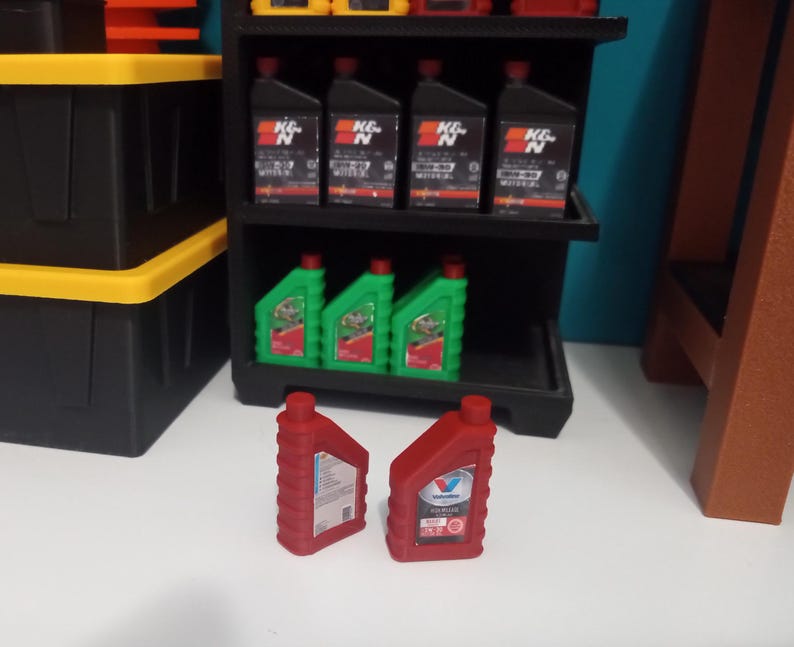 Detailed Scale Motor Oil Bottle Set - Etsy