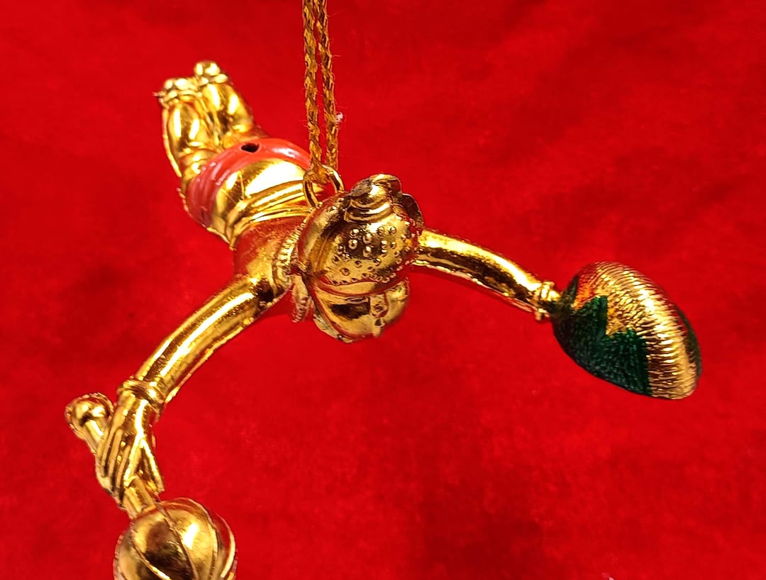 Flying Hanuman Meta Car Hanging Golden Hanuman Ji Dashboard Dol 3.8inch ...