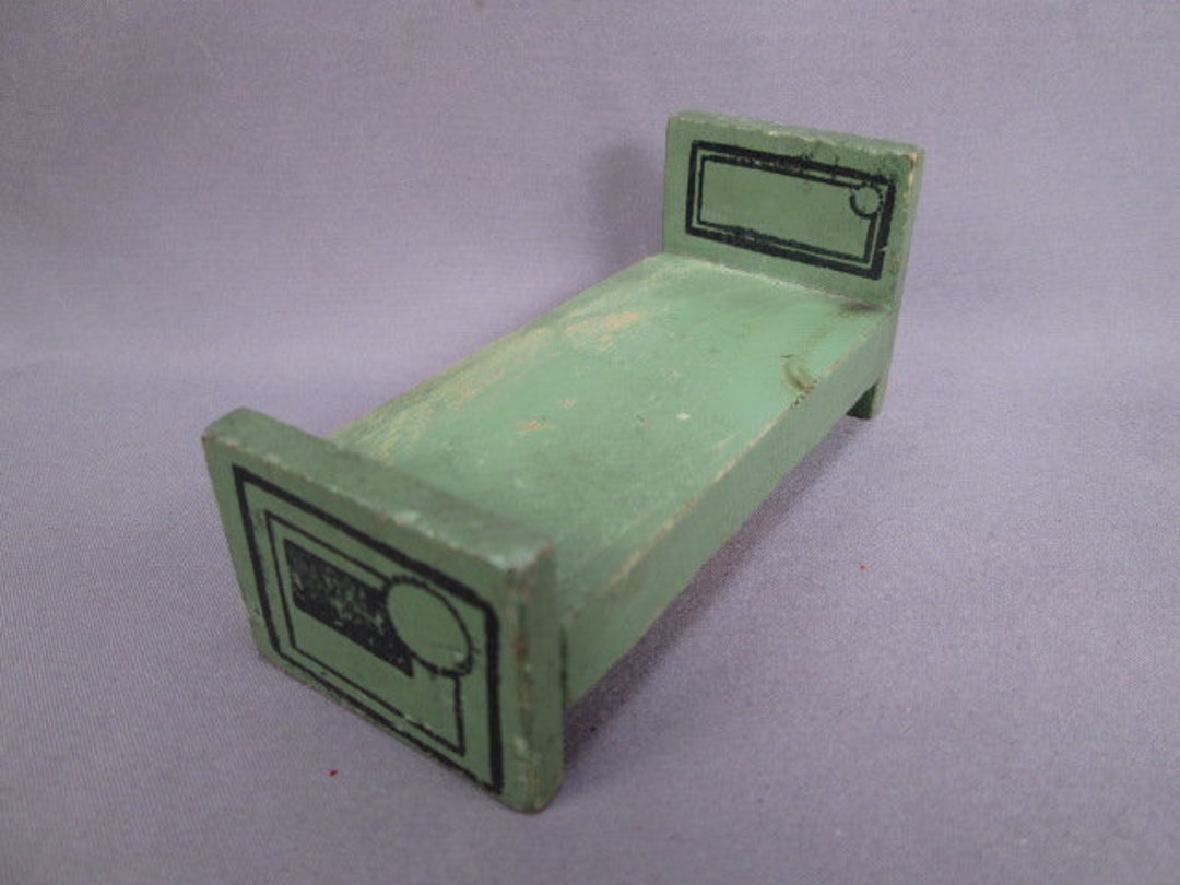 Vintage Dollhouse Furniture - Jaymar Happy Hour Green Bed - 3/4" Scale ...