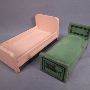 Vintage Dollhouse Furniture - Jaymar Happy Hour Green Bed - 3/4" Scale ...