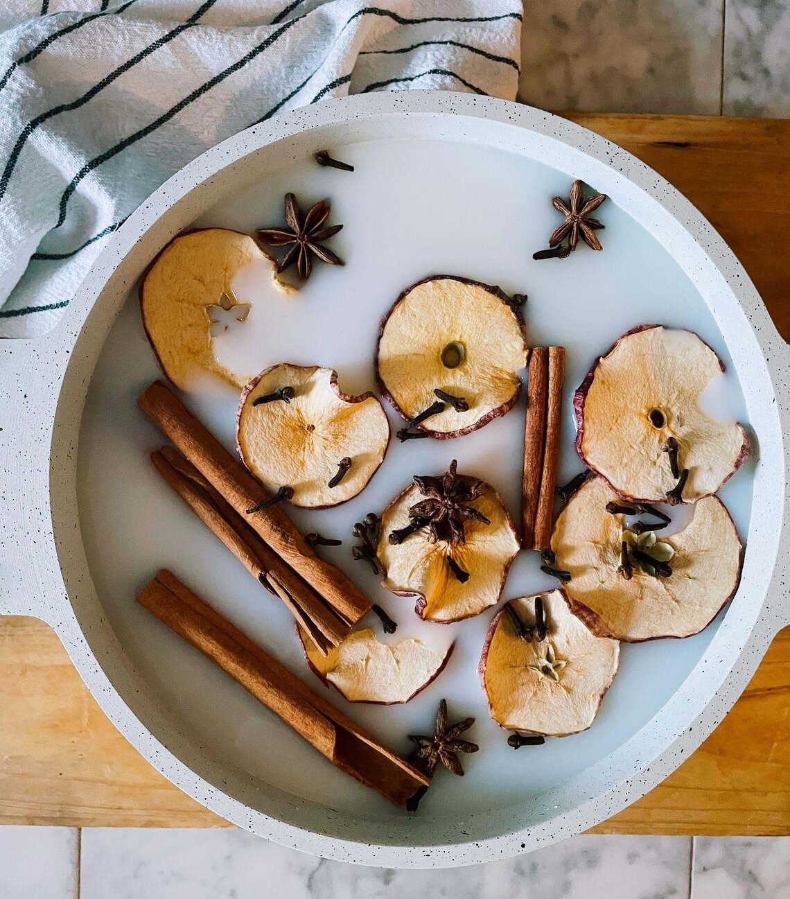 Spicy Harvest Stovetop Potpourri: Apple & Spice Aroma (set of 3) - Etsy