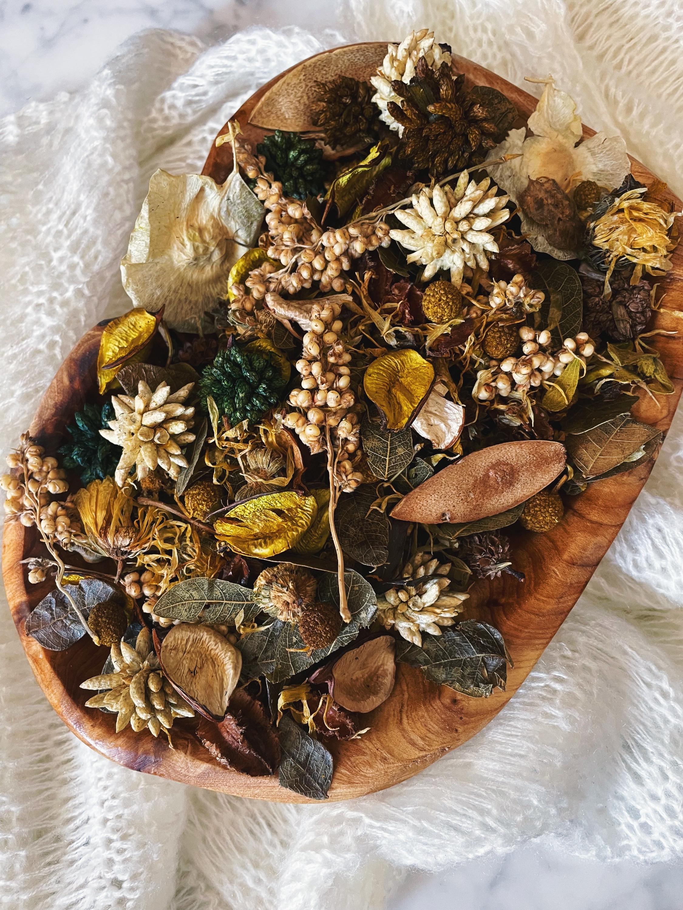 Honeysuckle Potpourri With Flowers - Botanical Blend for Spring - Etsy