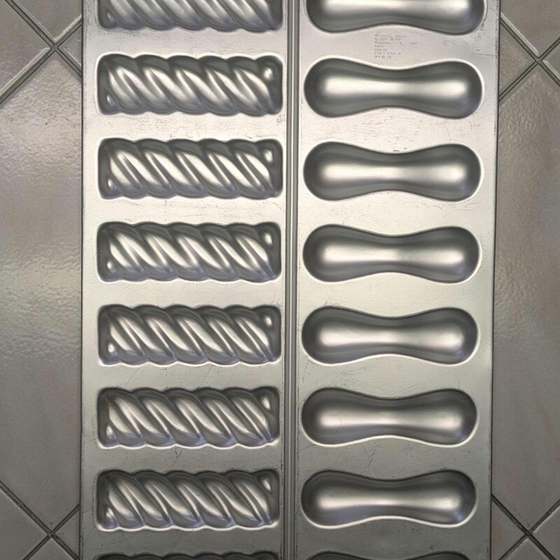 Wilton Cookie Mold - Etsy