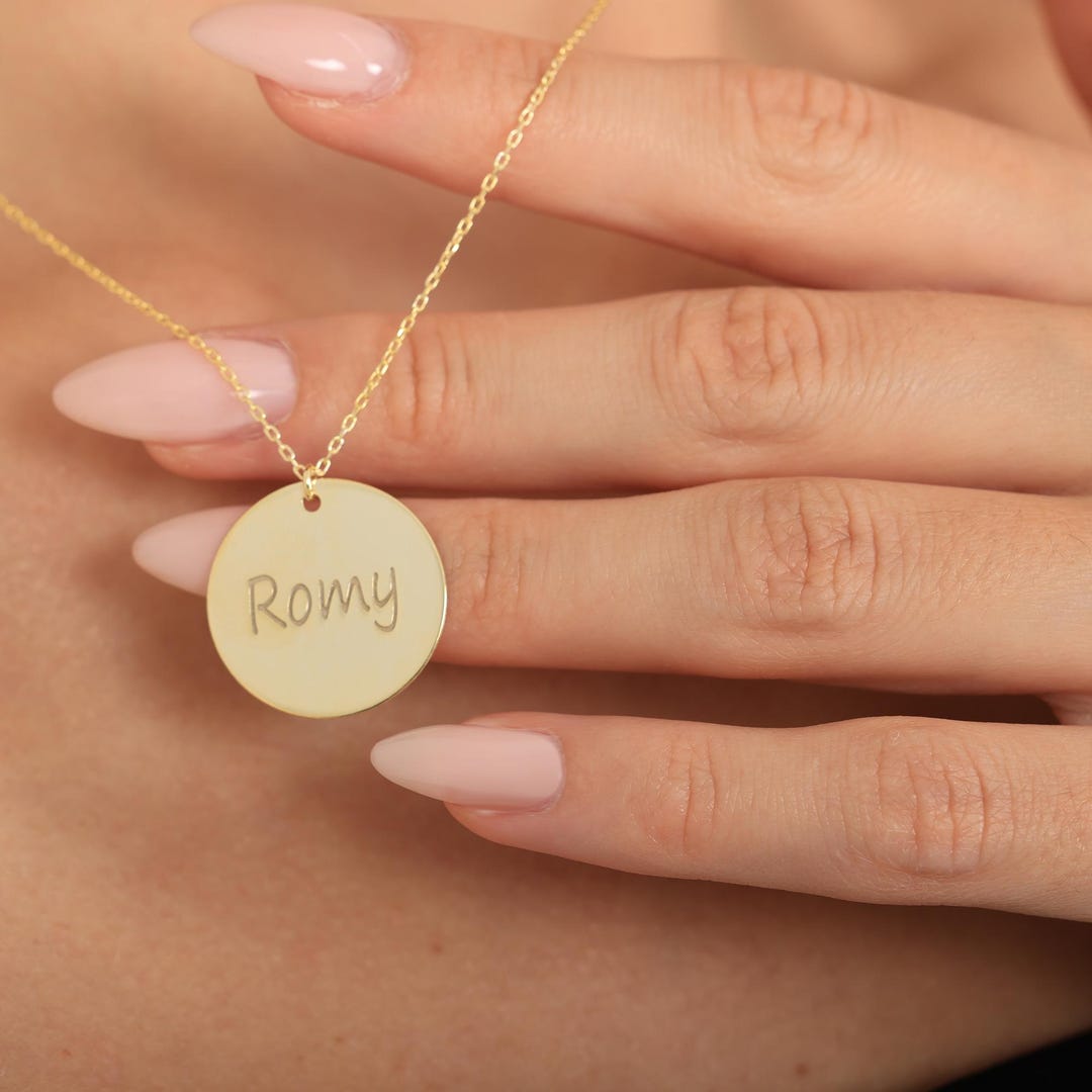 Personalized Disk Name Necklace, Custom Engraved Name Necklace, Dainty ...