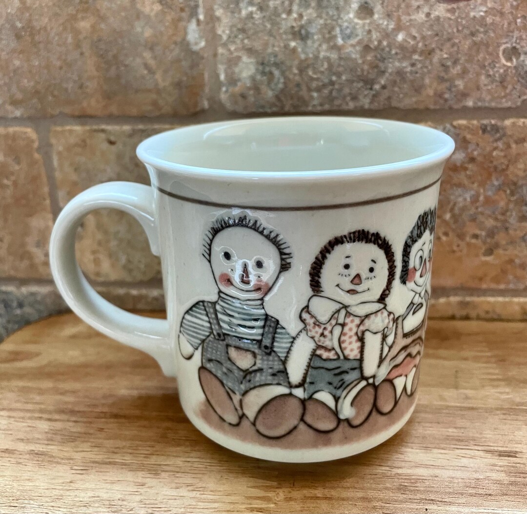 Vintage Raggedy Ann and Andy Mug. Raggeddy Ann Doll. Vintage Pen Holder ...