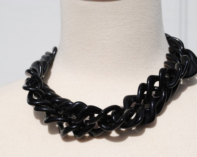Vintage Black BOLD Plastic Chain Necklace - Etsy