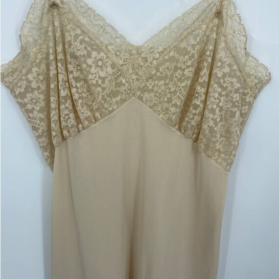 Vintage Van Raalte Slip - Gem