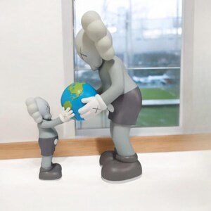 KAWS the Promise Replica Figures Bearbrick Style Decorative Statue ...