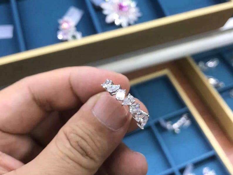 14k Solid Gold Ring, Dainty White Gold Moissanite Diamond Cluster Ring ...