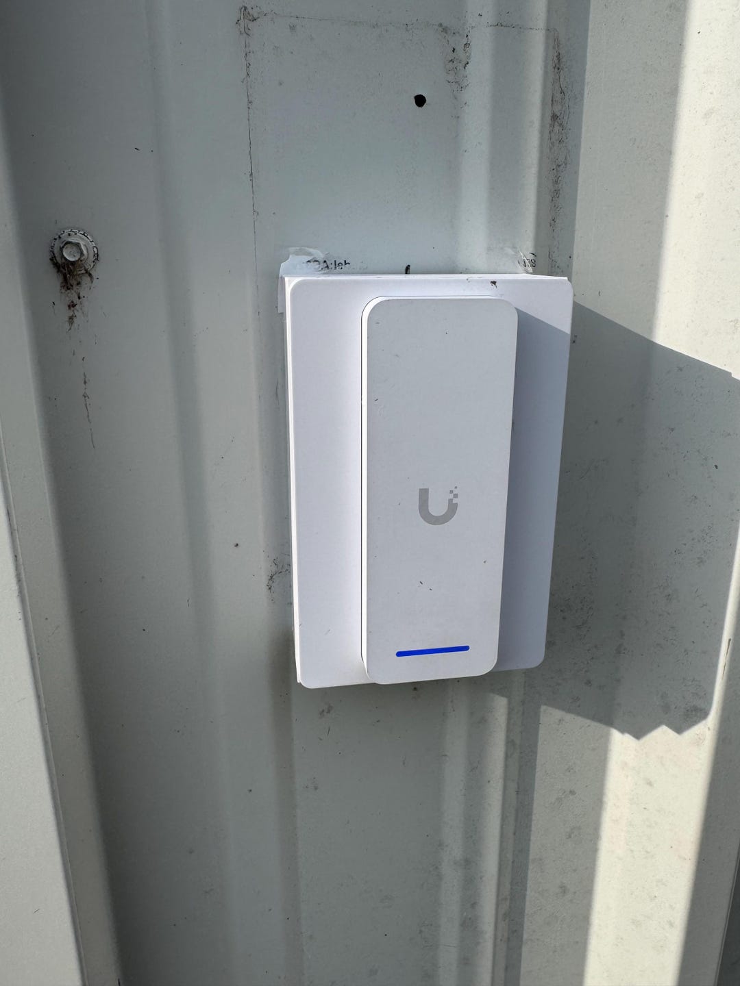 Unifi Access Reader Enclosure: Weather-resistant Mount, Ultra G2/G3 ...