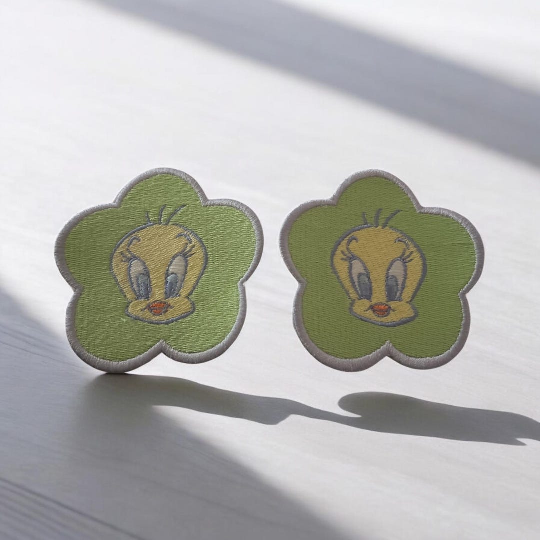 Tweety Bird Flower-shaped Iron-on Patches 3" Diameter Embroidered ...