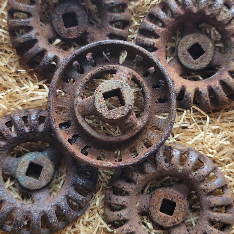 5 Antique Rusty Metal Spigot Handles Junk for Crafts Altered Art ...