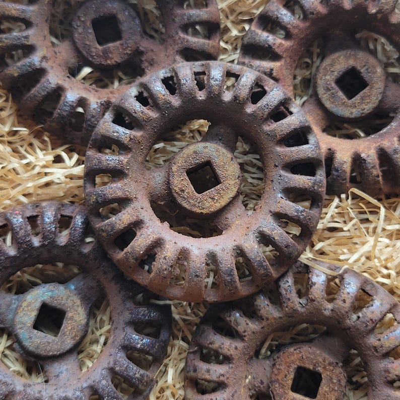 5 Antique Rusty Metal Spigot Handles Junk for Crafts Altered Art ...