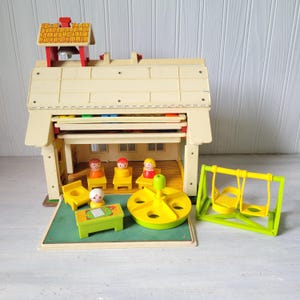 Vintage Fisher Price School House Toy W/people - Etsy