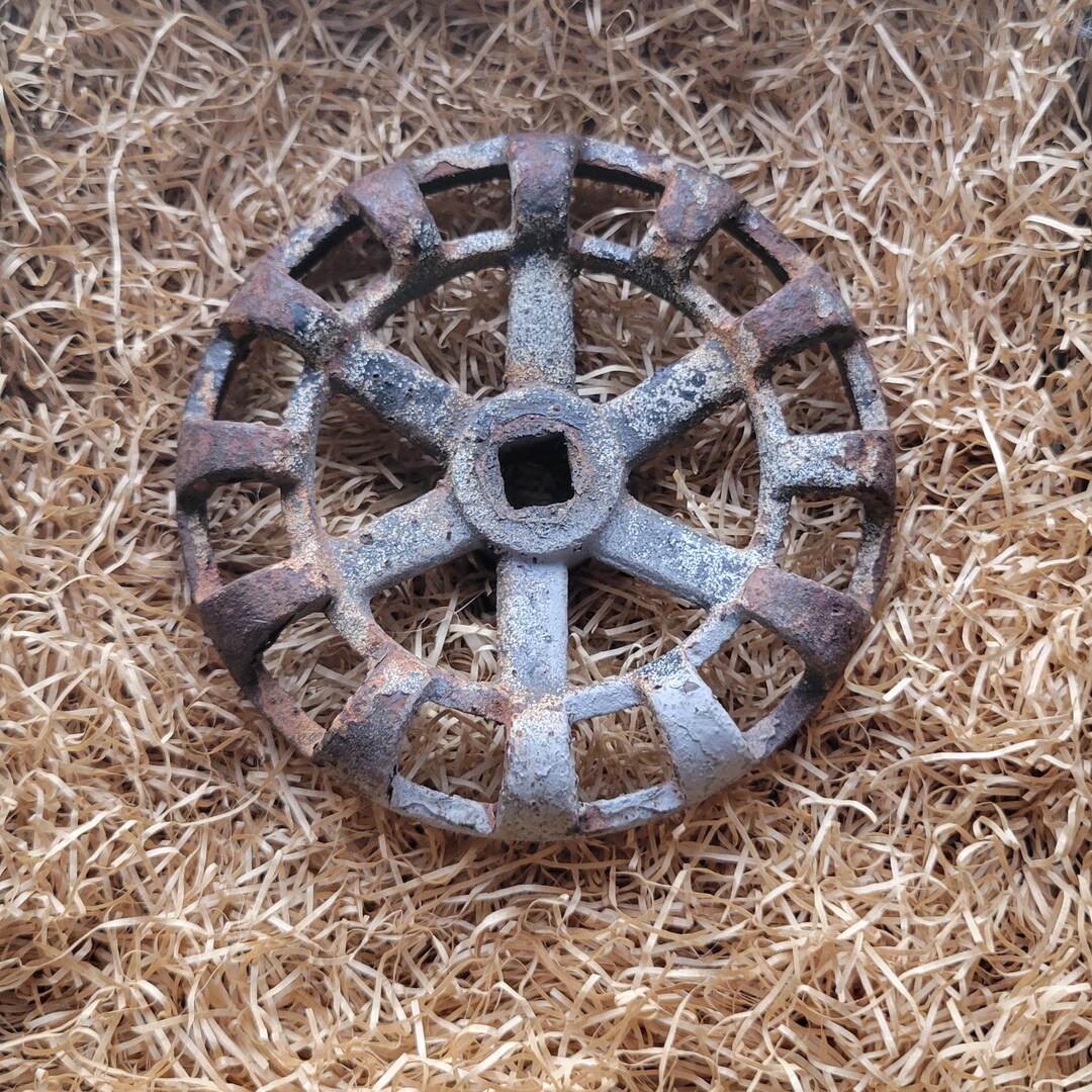 Antique Rusty Metal Spigot Handle Junk for Altered Art Assemblage 4.5 ...