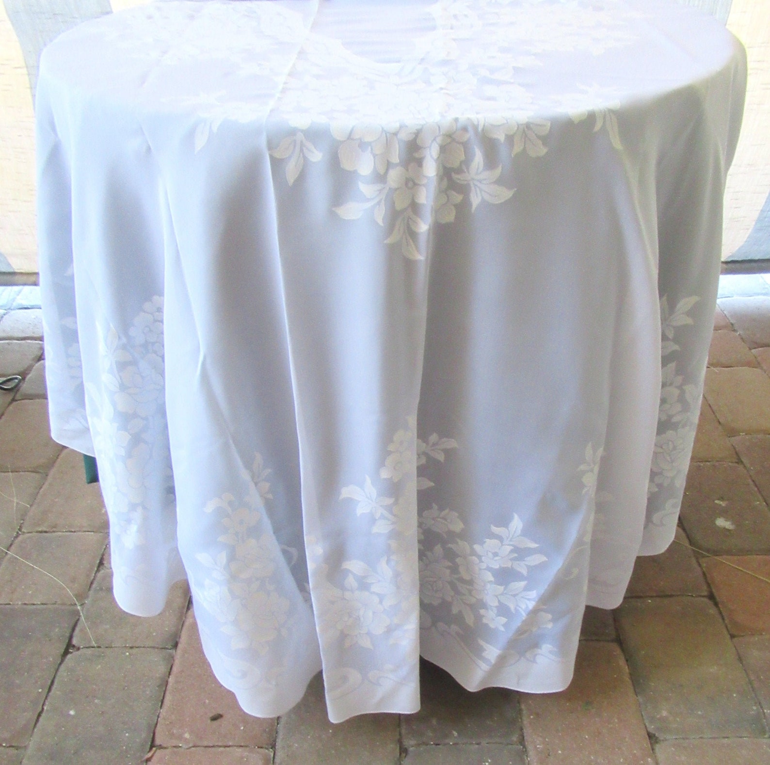 Wedding Tablecloth Large Oval White On White Embossed Flowers Etsy wedding-tablecloth-large-oval-white-on-white-embossed-flowers-etsy