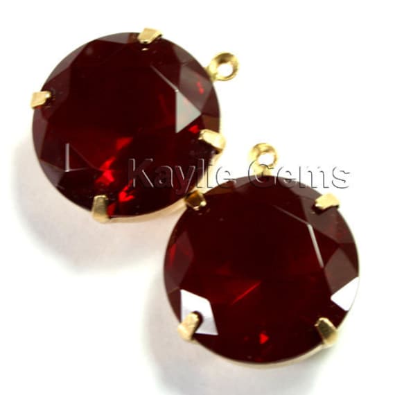 Sale20mm Round Deep Red Glass Jewel in Raw Brass Setting 1 | Etsy
