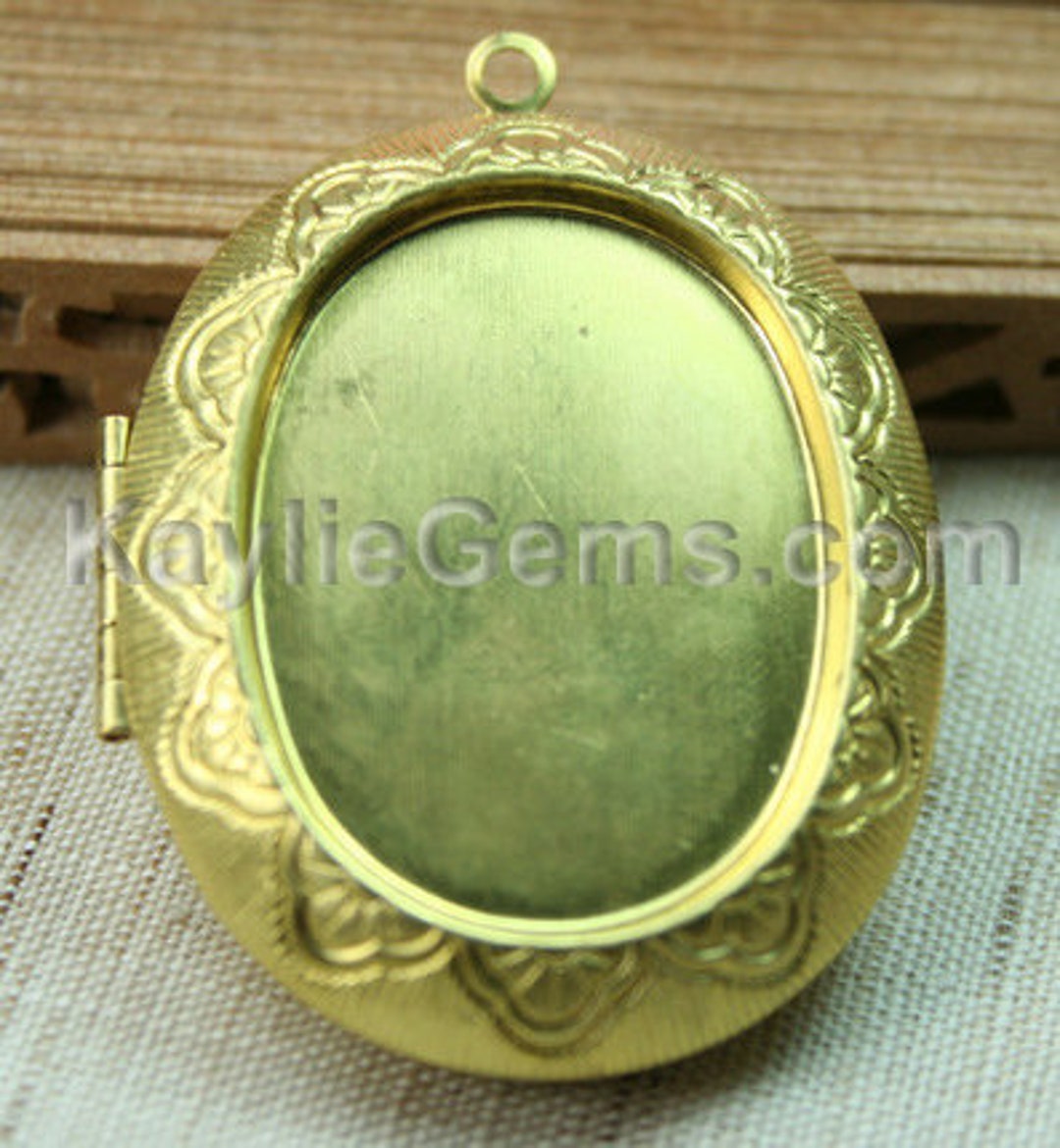 Oval Large Locket Raw Brass Victorian Pattern Oval Cabochon Setting 1 ...