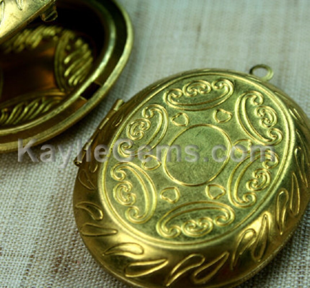 Oval Locket Raw Brass Two-sided Victorian Pattern Large LKOS-100 RB -1 ...