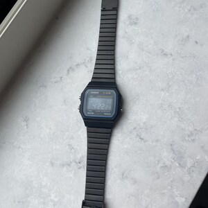 Custom Casio F-91W Negative Display and Metal Band Mod With Custom Case ...