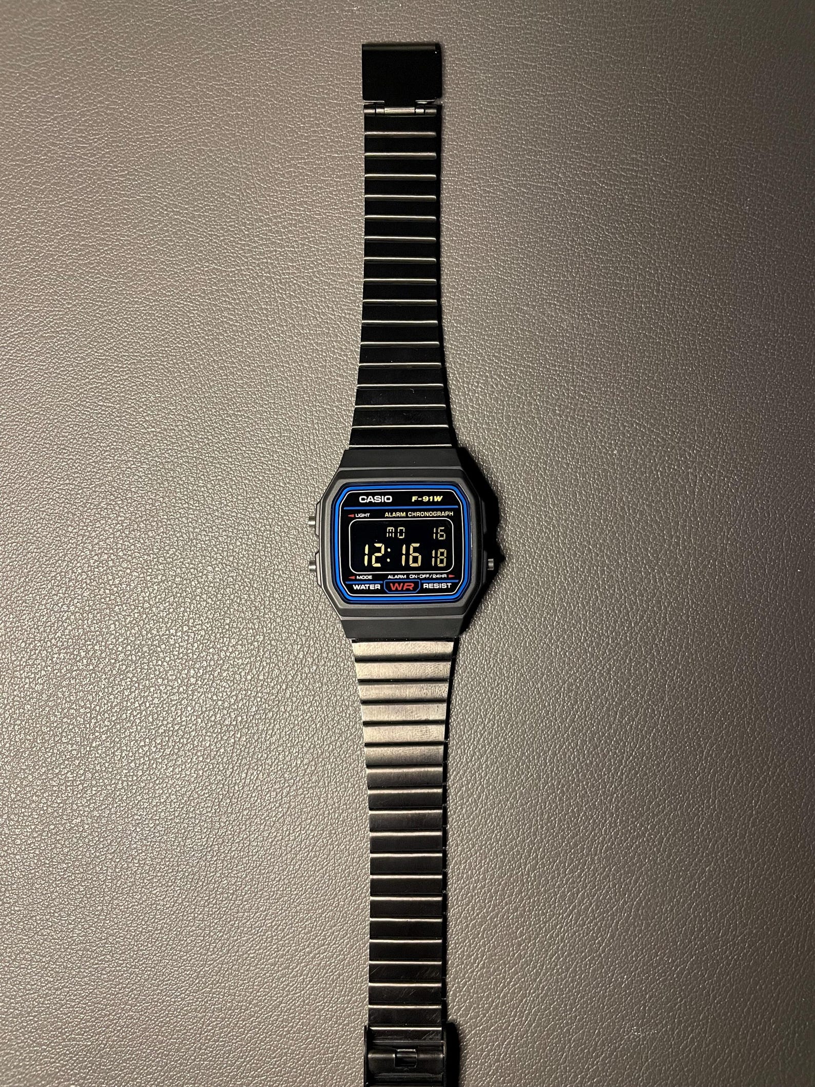 Custom Casio F-91W Negative Display and Metal Band Mod With Custom Case ...