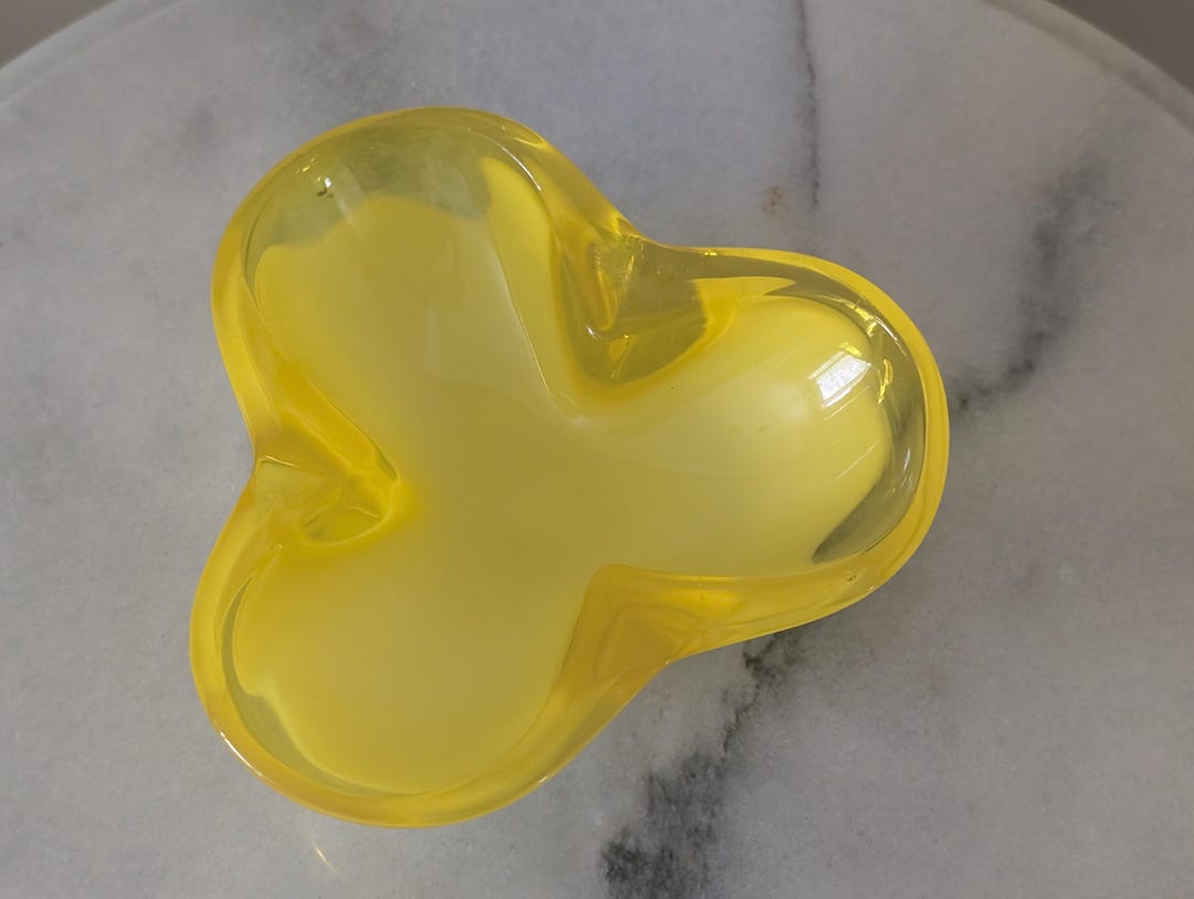 Vintage Sasaki Japanese Glass Clover Shape Dish Ashtray Canary Yellow ...