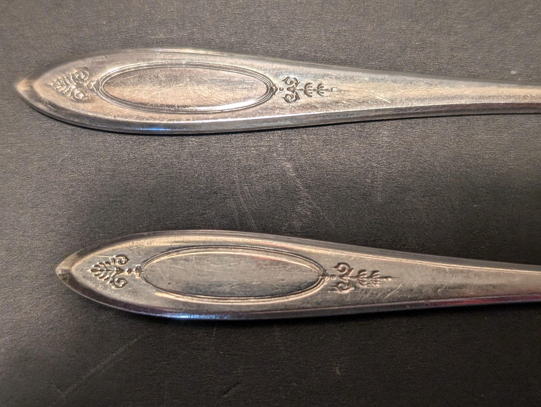 Art Deco Antique Adam Pattern by Community Oneida Butter Knives Floral ...