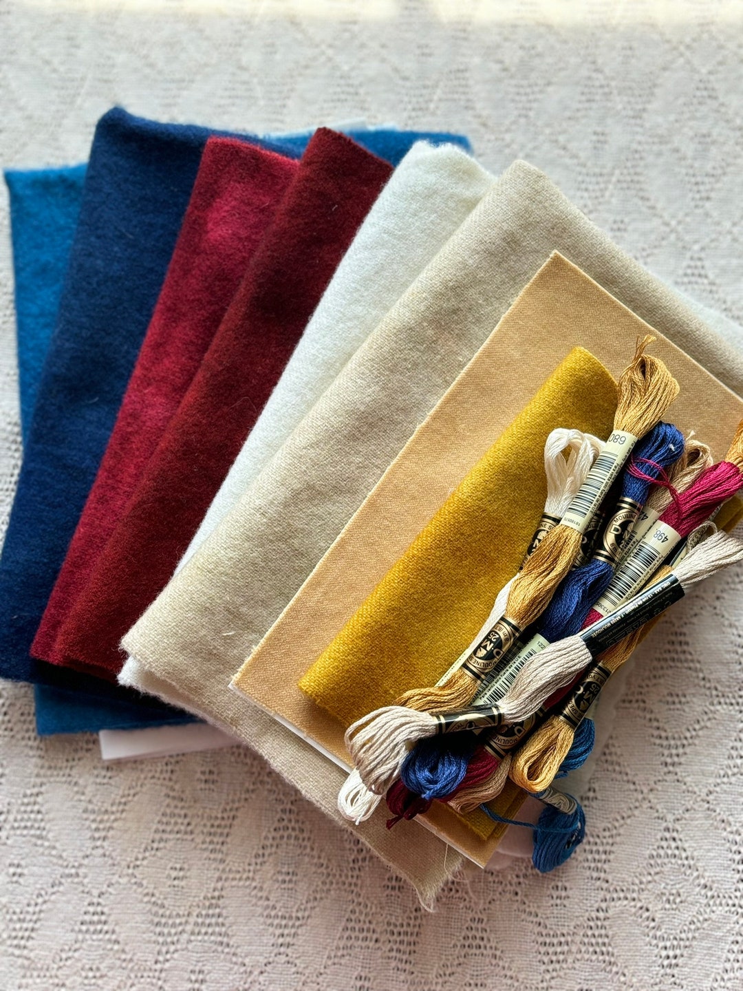 Flag Day Wool and Threads Kit 4 Hand-dyed 100% Wool DMC 6 Strand ...