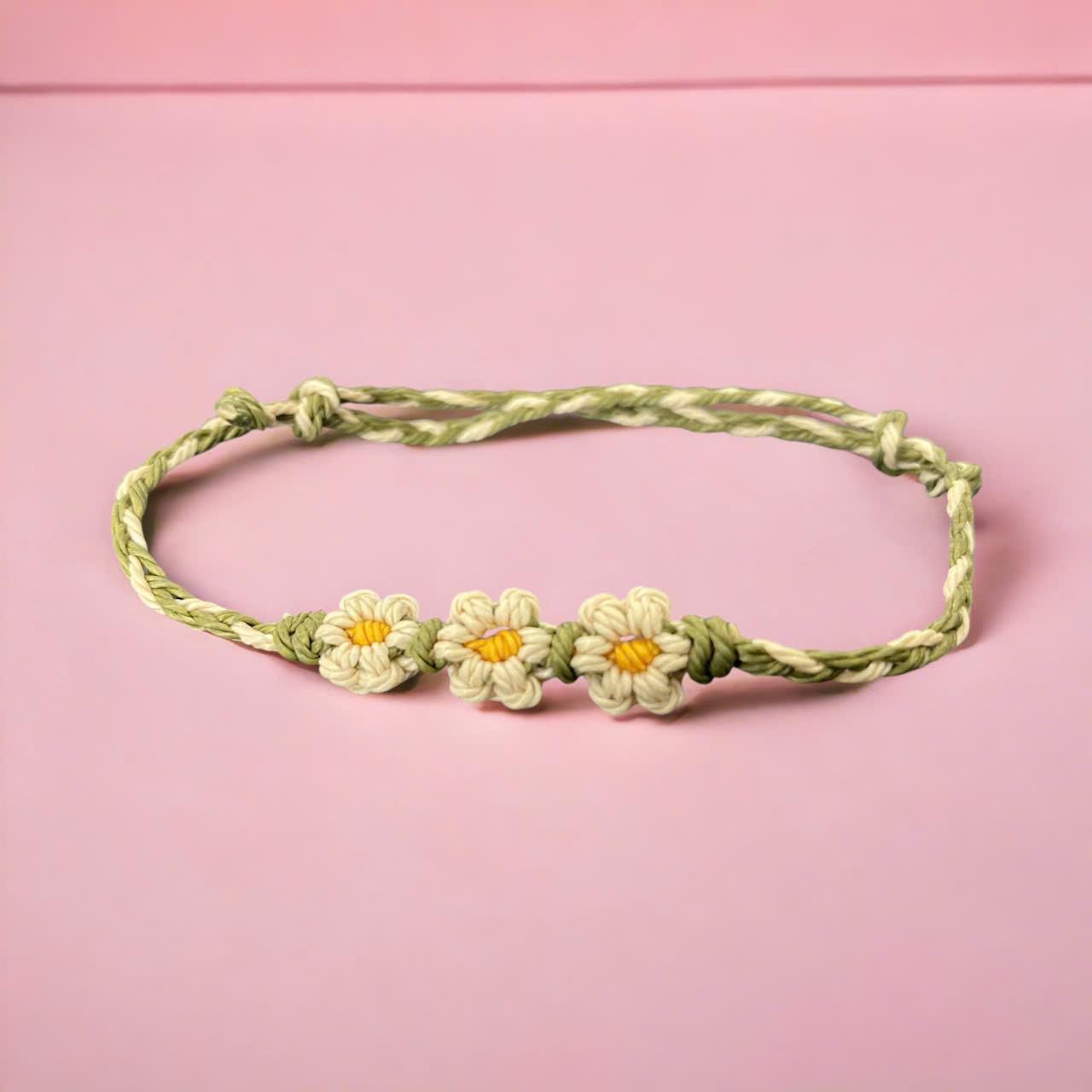 Set 2 of Daisy Chain Flower Macrame Bracelets, DAISY CHAIN Thread ...
