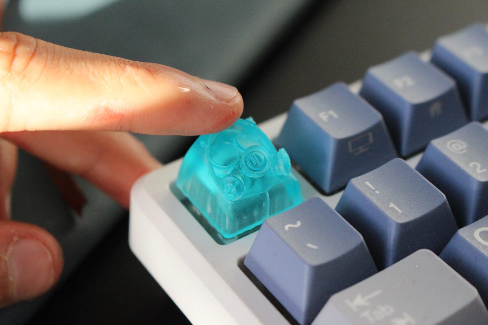Neon Gas Mask Artisan Keycap - Translucent PBT Keycap for Cherry MX ...