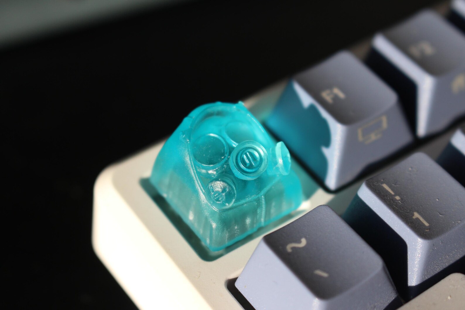 Neon Gas Mask Artisan Keycap - Translucent PBT Keycap for Cherry MX ...