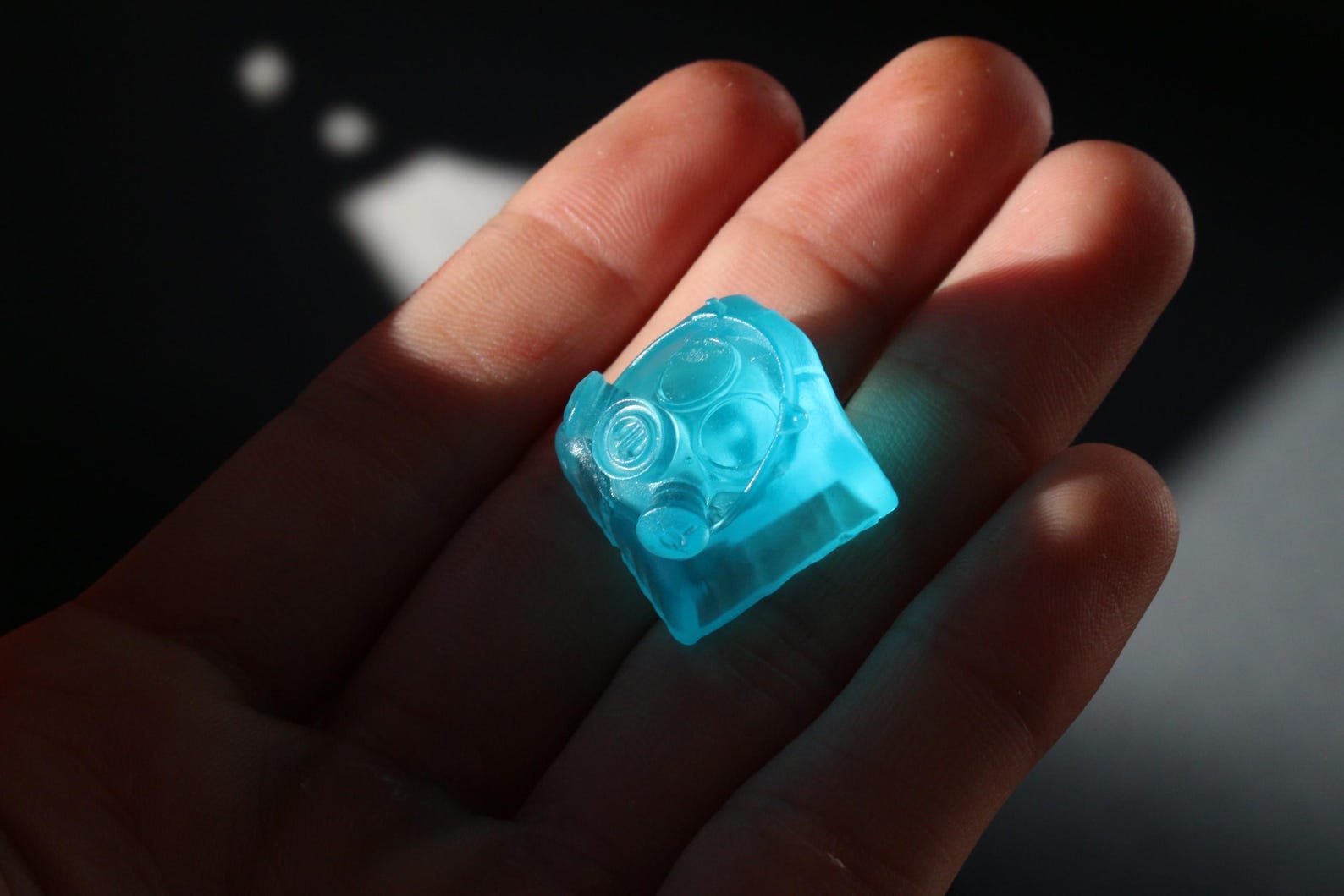 Neon Gas Mask Artisan Keycap - Translucent PBT Keycap for Cherry MX ...
