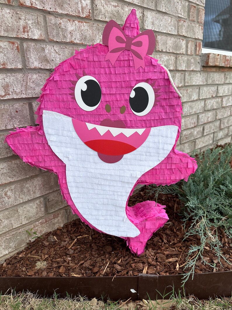 Baby Shark Inspired Personalized Piñata - Etsy